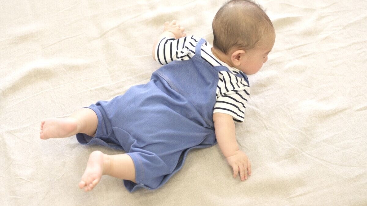 2月22日から販売開始の「GU baby」注目のアイテムを先行試着！着心地やサイズ感をお伝え [ママリ]